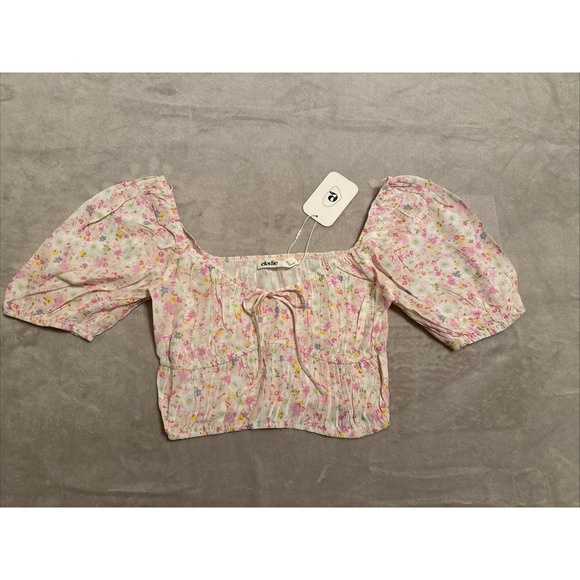 Elodie | Tops | Anthropologie Elodie Pink And White Floral Crop Size S ...